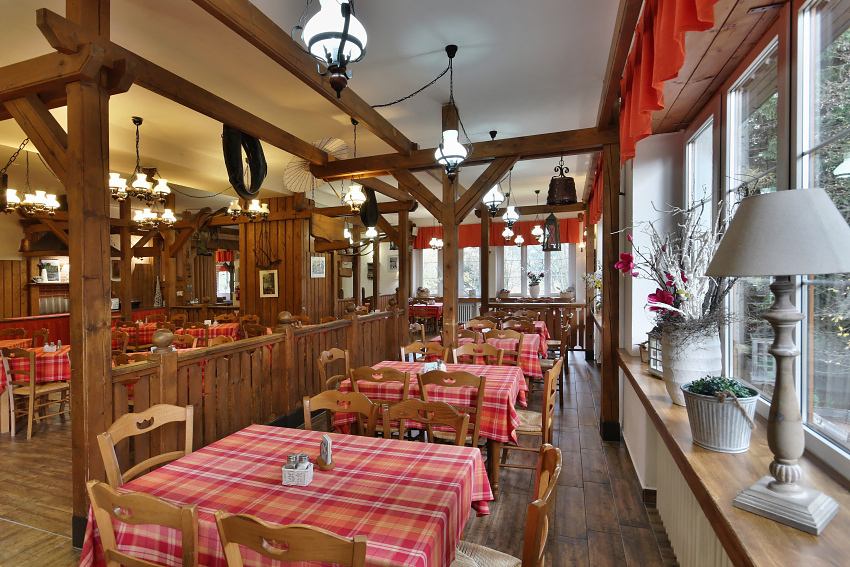 GASTSTÄTTE | Hotel Belvedér, Železná Ruda, Šumava